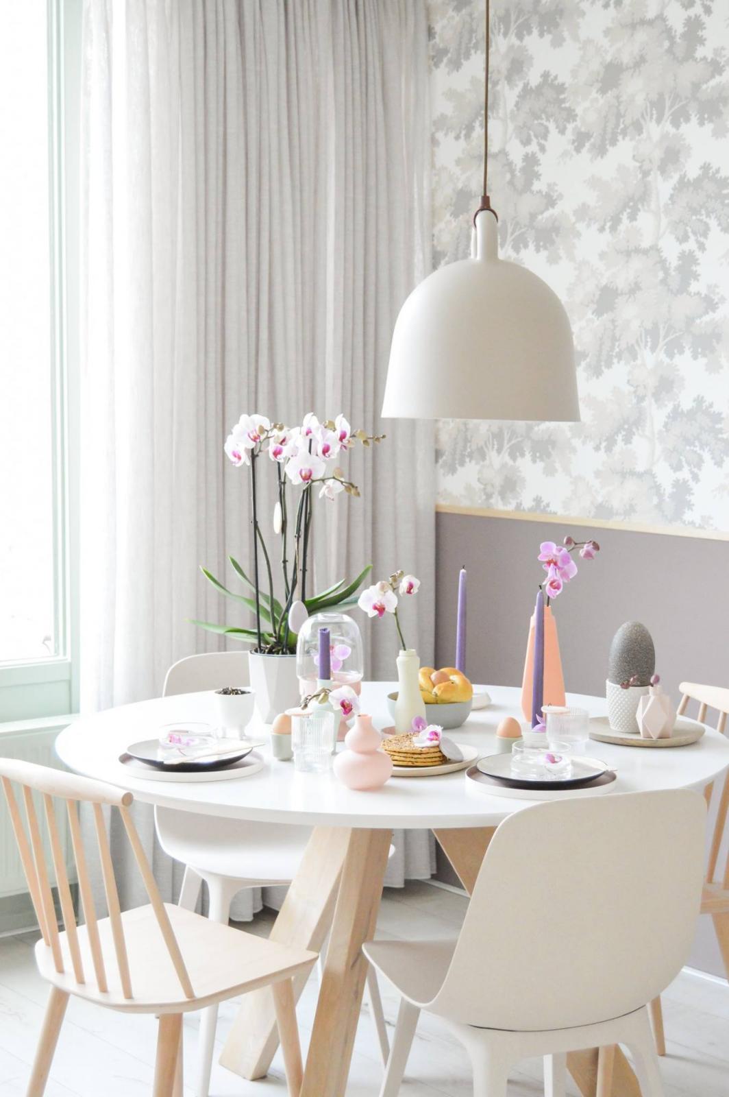 Voici comment décorer une table pascale