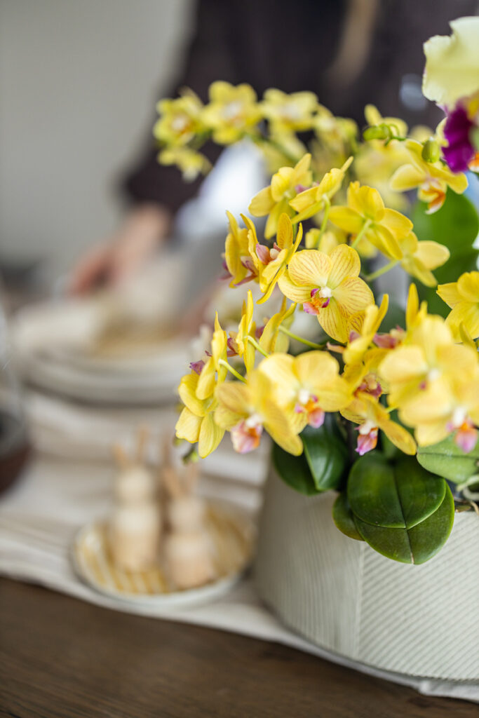 Create a summer table with orchids